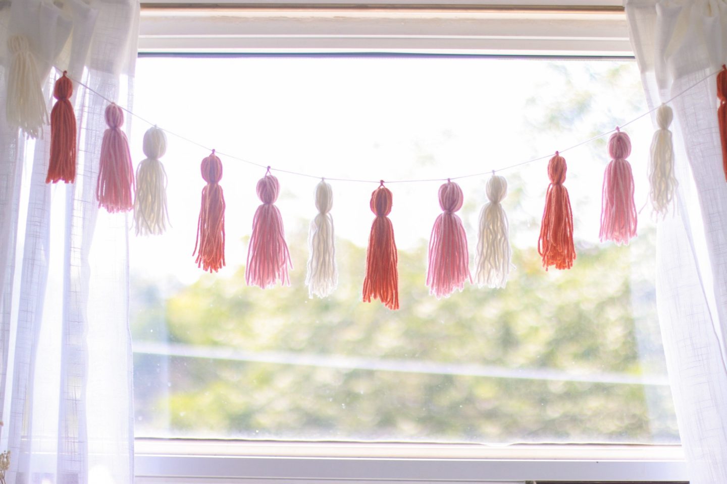 The Simplest Diy Garland To Decorate Your Room - diana maria
